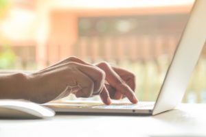 10 Tips for Setting Up an Ergonomic Laptop